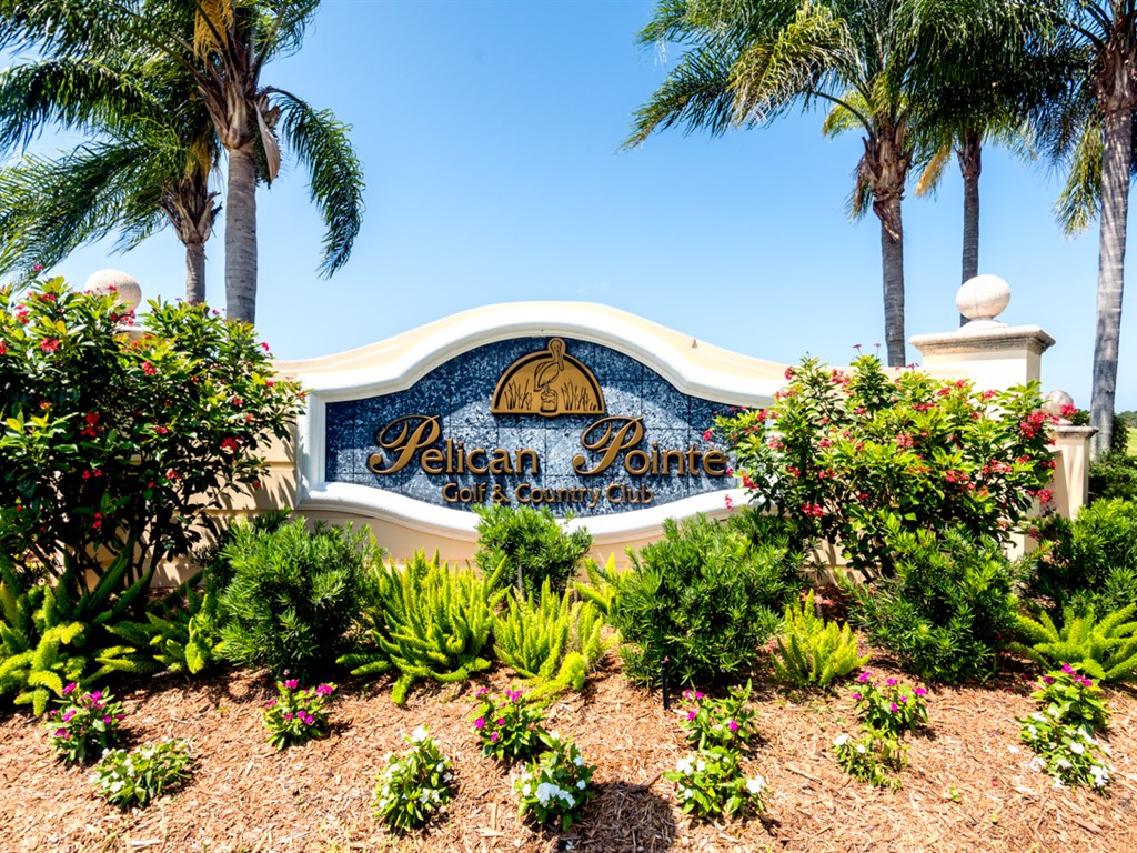 Pelican Pointe Golf & Country Club Community in Sarasota, FL 34233 ...