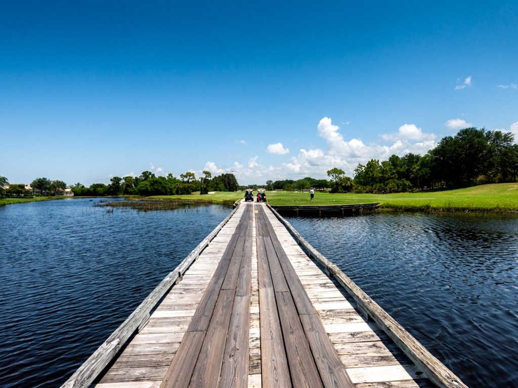 Pelican Pointe Golf & Country Club Community in Sarasota, FL 34233 ...