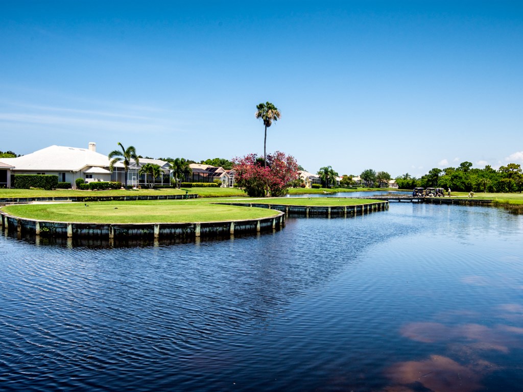 Pelican Pointe Golf & Country Club Community in Sarasota, FL 34233 ...