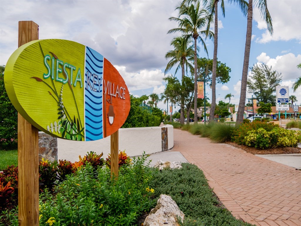 096_Siesta Key Village | Candy Swick